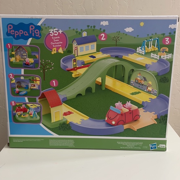 Hasbro | Toys | Peppa Pig All Around Peppas Town Set With Adjustable ...